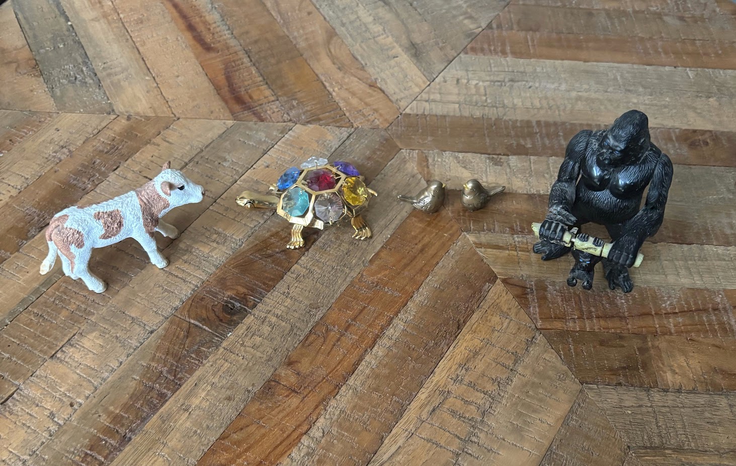 Kendra desk animals : EcoLit Books